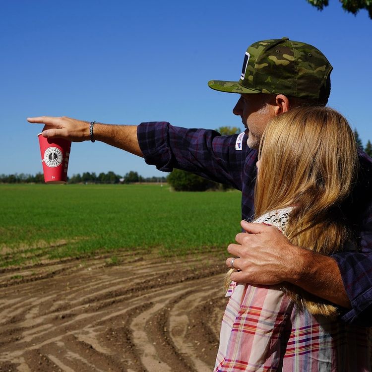 About Us | Freshly Roasted Coffee – fivelakes